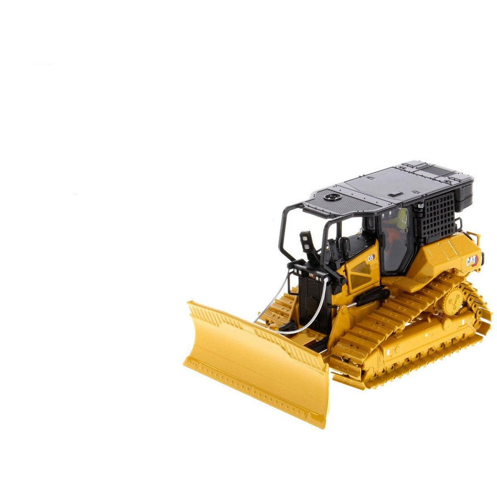 1/50 Scale Diecast Caterpillar D5 LGP Fire Dozer Toy With Operator
