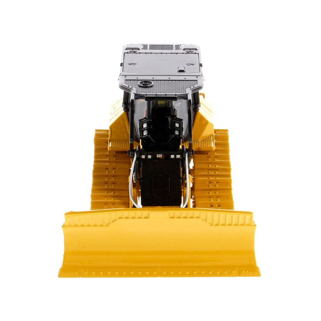 1/50 Scale Diecast Caterpillar D5 LGP Fire Dozer Toy With Operator