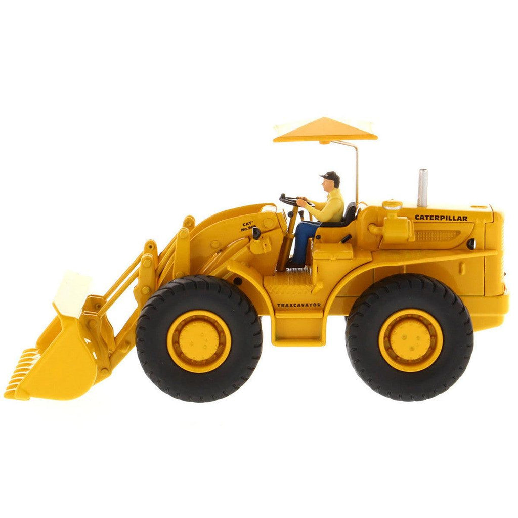 1/50 Scale Diecast Vintage Caterpillar 966A Wheel Loader Toy & Operato