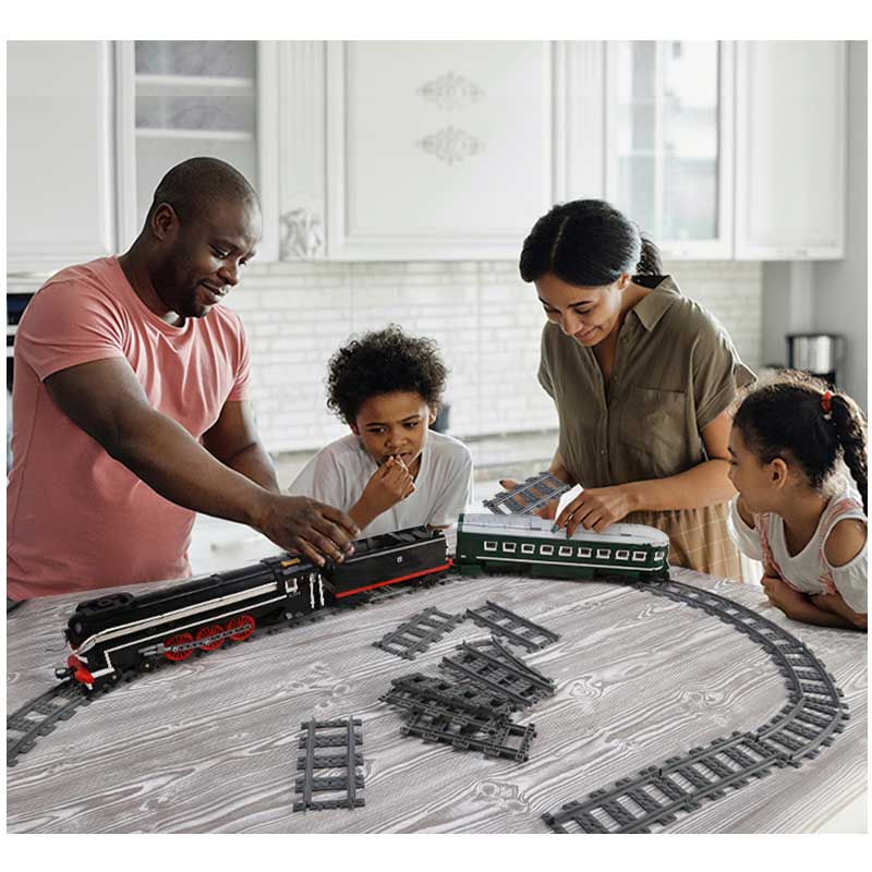 1873 Piece Electric SL7 Asia Passenger Train Railway Set